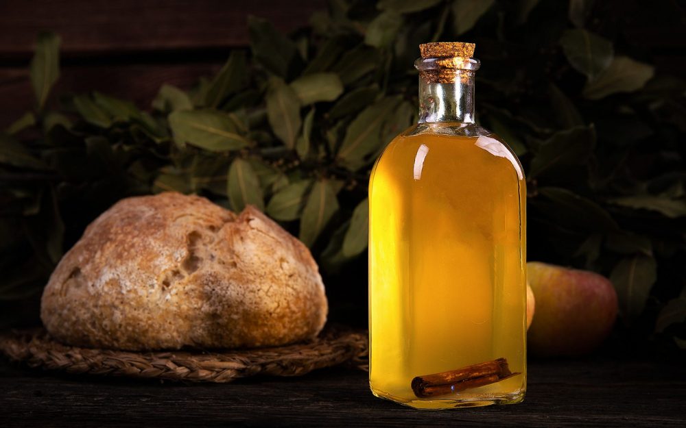 Licor casero de membrillo - El secreto de la suave recompensa